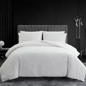 Vera Wang Abstract Crinkle Duvet Cover Set, King - White