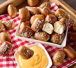 THE PRETZEL COMPANY The Pretzel Co. 75ct. Soft Baked Pretzel Nuggets & Dip - One-color