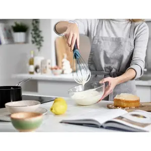 JOSEPH JOSEPH Twist Whisk