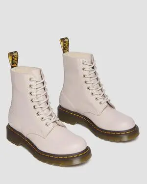 Dr. Martens 1460 Virginia Leather Boots