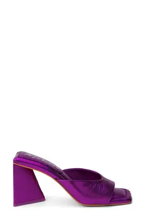 Matisse Regan Slide Sandal