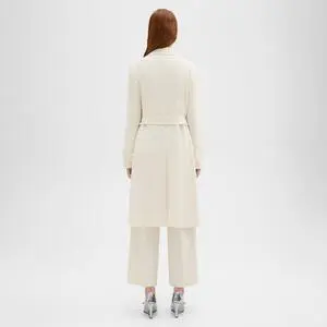 Theory Oaklane Trench Coat In Admiral Crepe - Rice