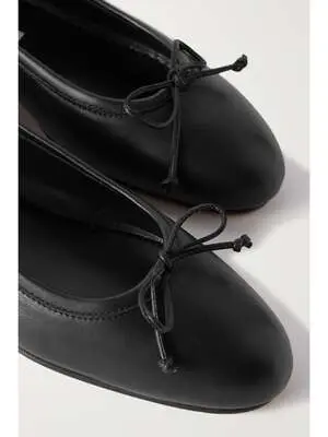 Manolo Blahnik Veralli Leather Ballet Flats - Black