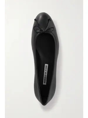 Manolo Blahnik Veralli Leather Ballet Flats - Black