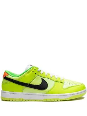 Nike Dunk Low Green Glow