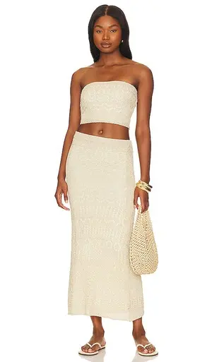SNDYS X Strapless Crochet Top