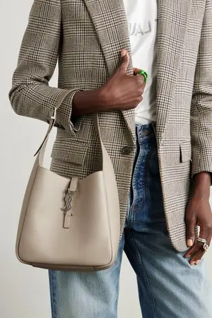 Saint Laurent Le 5 À 7 Small Leather Shoulder Bag