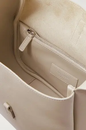 Saint Laurent Le 5 À 7 Small Leather Shoulder Bag
