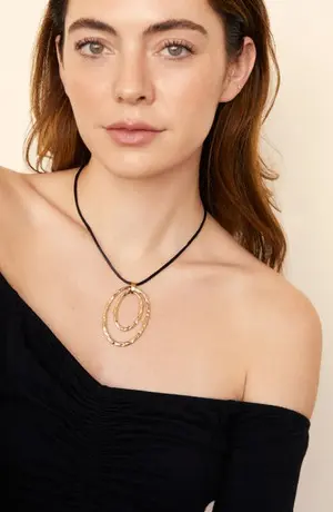 PETIT MOMENTS Hoop Pendant Cord Necklace