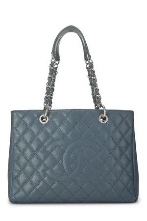 CHANEL Quilted Caviar Grand Shopping Tote