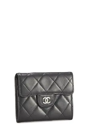 Chanel Quilted Lambskin Classic Flap Card Holder
