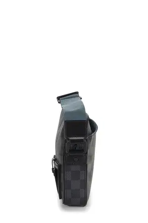 LOUIS VUITTON Damier Graphite Alpha Messenger