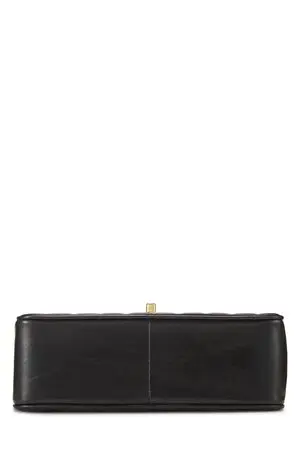 Chanel Lambskin Chevron Envelope Flap Bag - Black