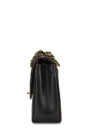 Chanel Lambskin Chevron Envelope Flap Bag - Black
