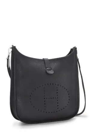 Hermès Clemence Evelyne Iii Bag - Black