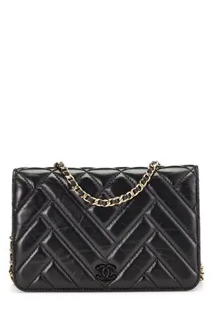 Chanel Quilted Lambskin Classic Wallet On Chain - Black