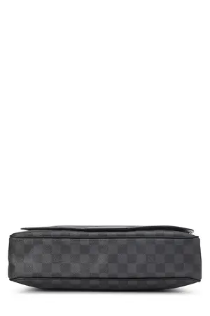 LOUIS VUITTON Damier Graphite Daniel
