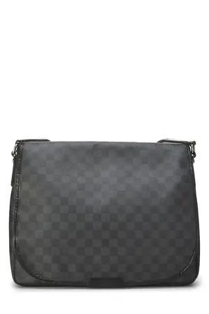 LOUIS VUITTON Damier Graphite Daniel Messenger Bag - Black
