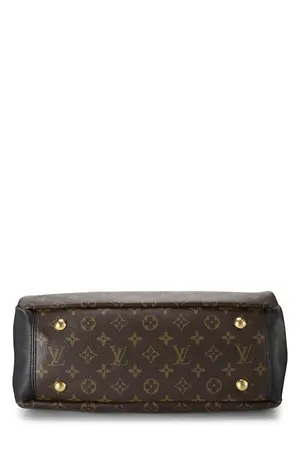 LOUIS VUITTON Monogram Canvas Pallas Nm - Black