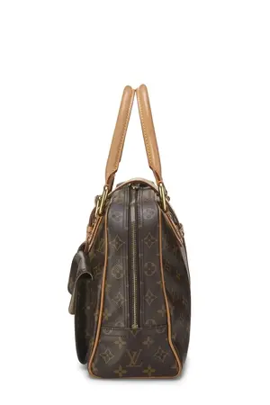 LOUIS VUITTON Monogram Canvas Manhattan