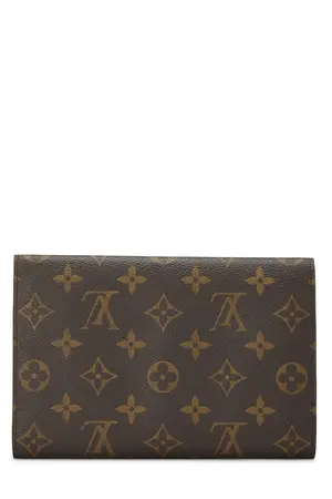 LOUIS VUITTON Monogram Canvas Pochette Passport