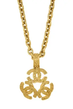 Chanel Filigree 'cc' Round Pendant Necklace