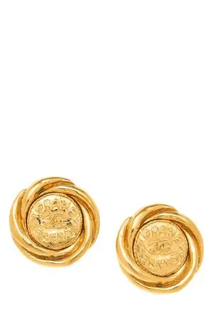 Chanel Cc Button Earrings - Gold