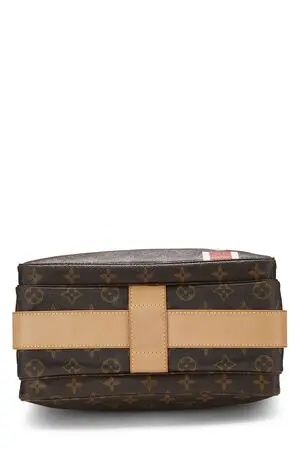LOUIS VUITTON China Run Monogram Naviglio Messenger Bag