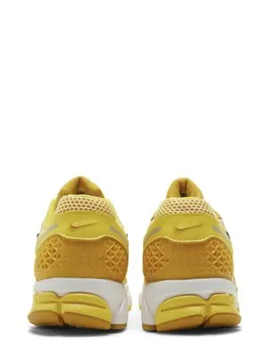 Nike Zoom Vomero 5 Sneakers - Yellow