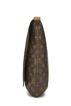 LOUIS VUITTON Monogram Canvas Musette