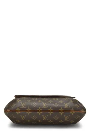 LOUIS VUITTON Monogram Canvas Musette - Brown