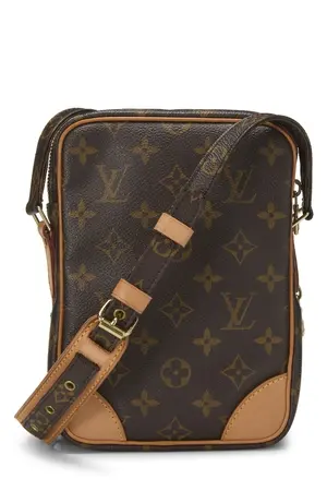 LOUIS VUITTON Monogram Canvas Amazone Bag