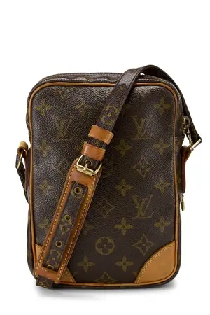 LOUIS VUITTON Monogram Canvas Amazone Bag