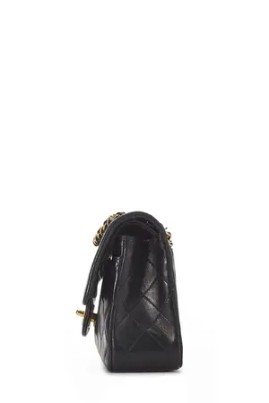 Chanel Quilted Lambskin Classic Double Flap Medium Shoulder Bag - Black