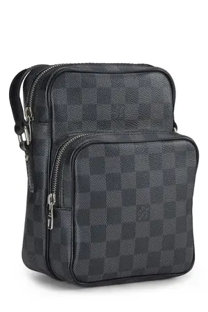 LOUIS VUITTON Damier Graphite Rem Crossbody - Black
