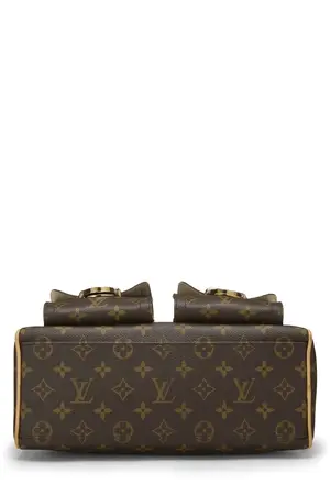 LOUIS VUITTON Monogram Canvas Manhattan