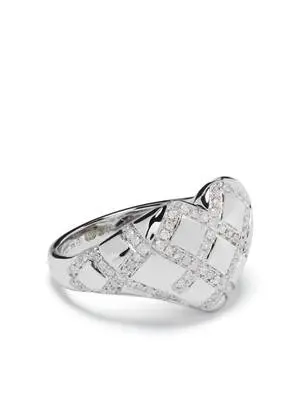 Yvonne Léon Yvonne Léon 9kt White Gold Chevalier Coeur Cross Diamond Signet Ring Silver