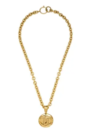 Chanel Cc Round Pendant Necklace