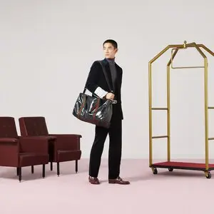 Gucci Maxi Duffle Bag With Web