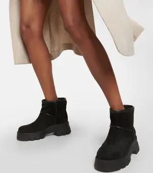 GIANVITO ROSSI Shearling-lined Suede Ankle Boots