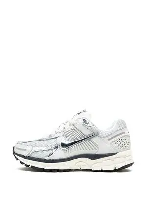 Nike Vomero Photon Dust Sneakers - White
