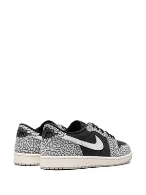 JORDAN 1 Low Sneakers - Black