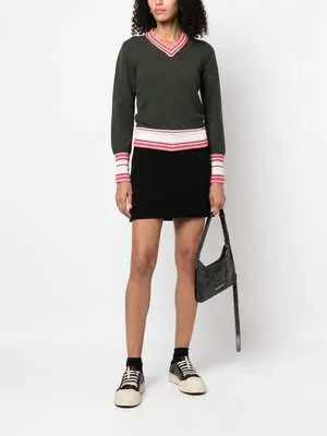 BARRIE V-neck Cashmere Sweater - Green