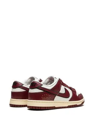 Nike Dunk Low "just Do It" Team Sneakers - Red