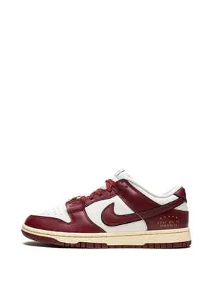 Nike Dunk Low "just Do It" Team Sneakers - Red
