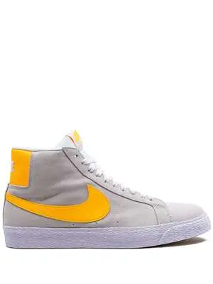 Nike Sb Blazer Mid Sneakers - White