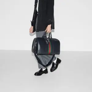 Gucci Savoy Medium Duffle Bag Leather