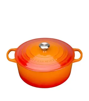 LE CREUSET Cast Iron Round Casserole Dish - Volcanic