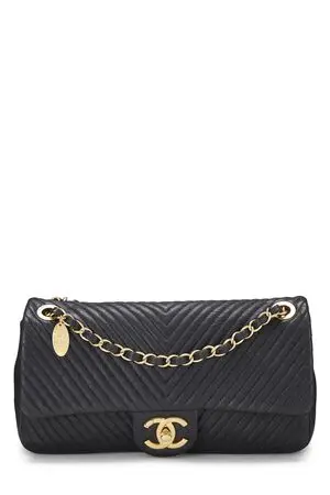 Chanel Surpique Chevron Calfskin Flap Small