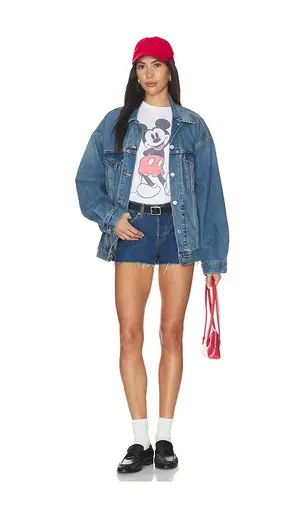 Junk Food Waving Mickey T-shirt